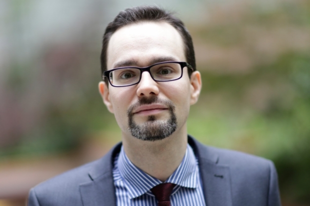 Bayes-Studie zu Kursreaktionen auf Gewinnmeldungen in sozialen Medien ...