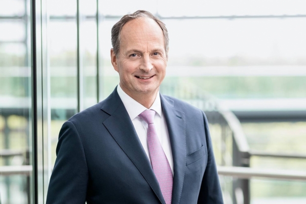 ApoBank baut KI-Team auf und investiert Millionen von Euro ...