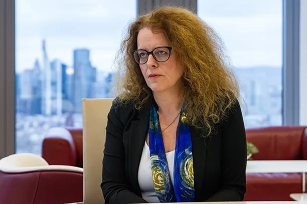 Isabel Schnabel: EZB kurz vor Zinssenkungspause oder -stopp ...