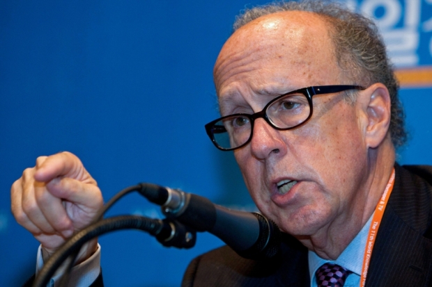 Stephen Roach: Ein kurzer Abgesang auf den Dollar – inklusive Timing ...